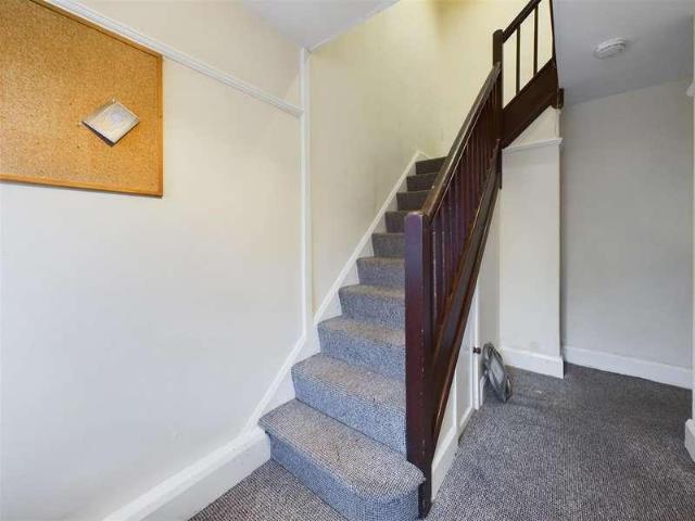 44 bed house for sale