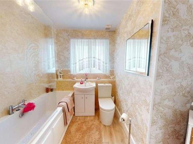 3 bed house for sale