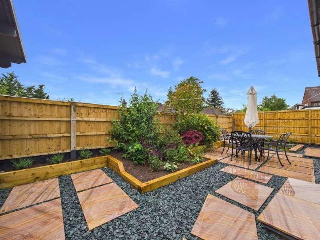 3 bed house for sale