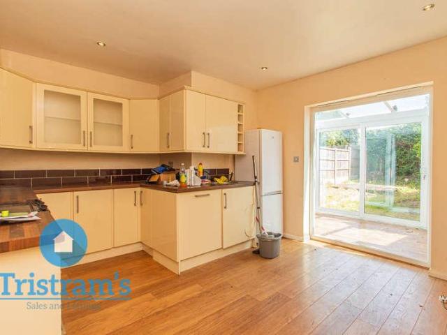 3 bed house for sale