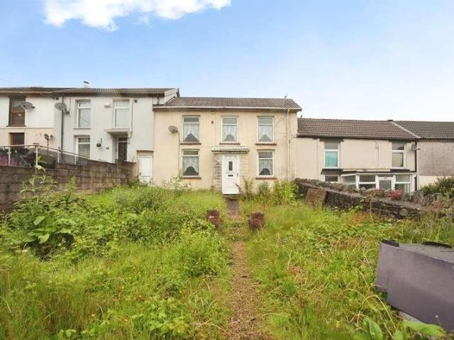 3 bed house for sale