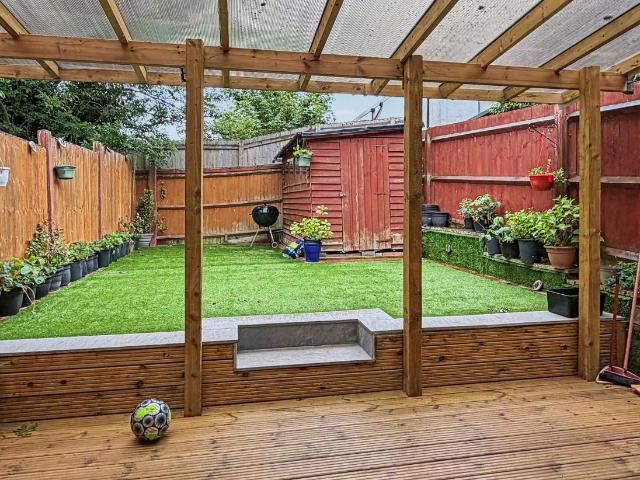 3 bed house for sale