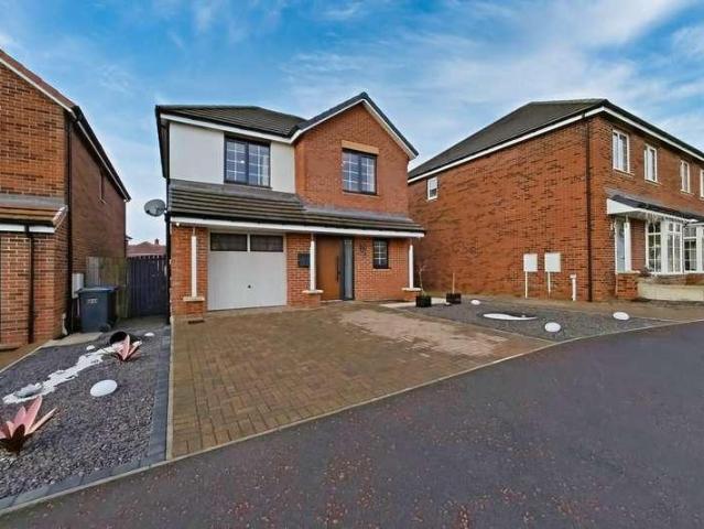 3 bed house for sale