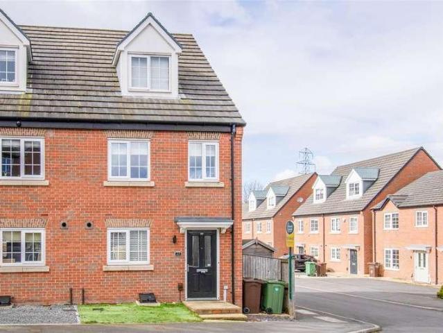 3 bed house for sale