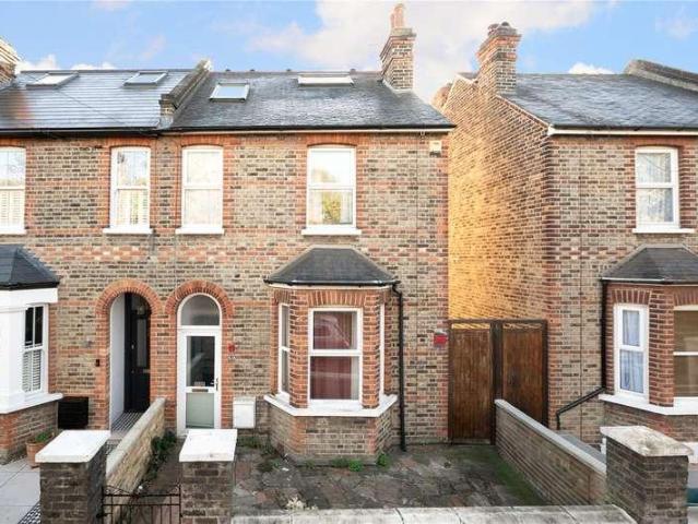 3 bed house for sale