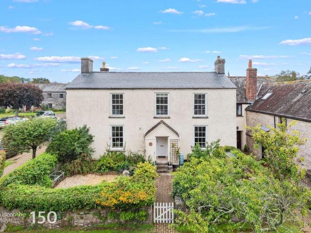 3 bed house for sale