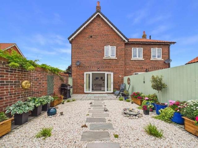 3 bed house for sale