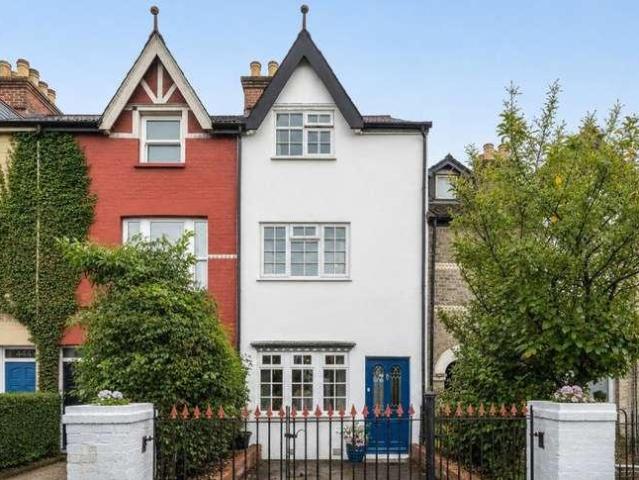 3 bed house for sale