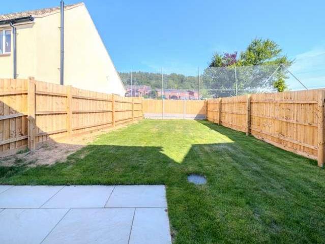 3 bed house for sale