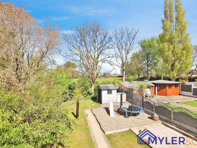 3 bed house for sale