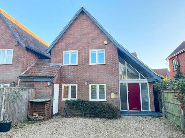 3 bed house for sale