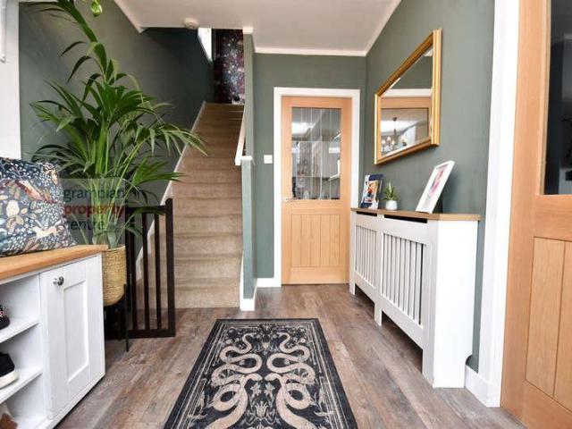3 bed house for sale