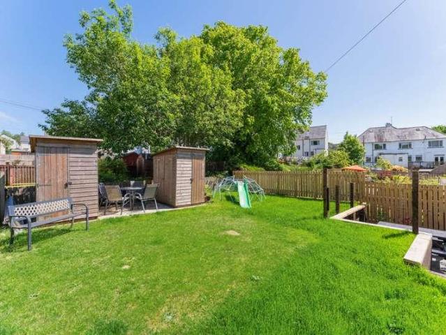 3 bed house for sale