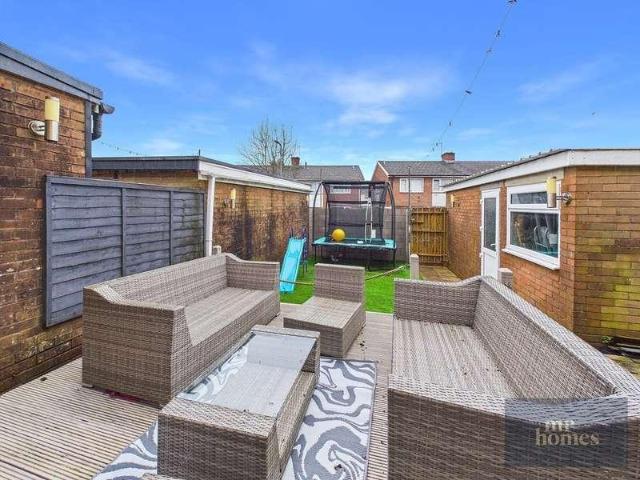 3 bed house for sale