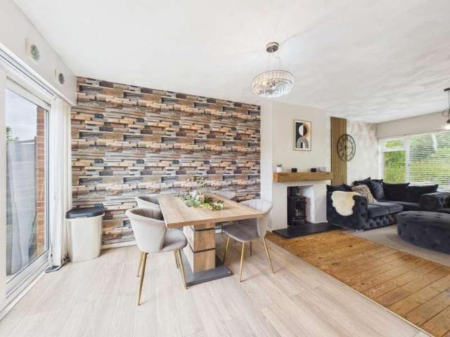 3 bed house for sale