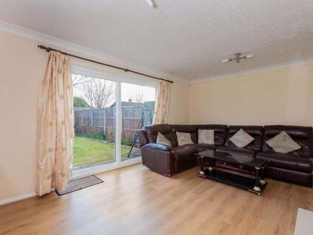 3 bed house for sale