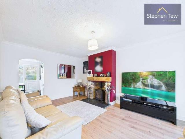3 bed house for sale
