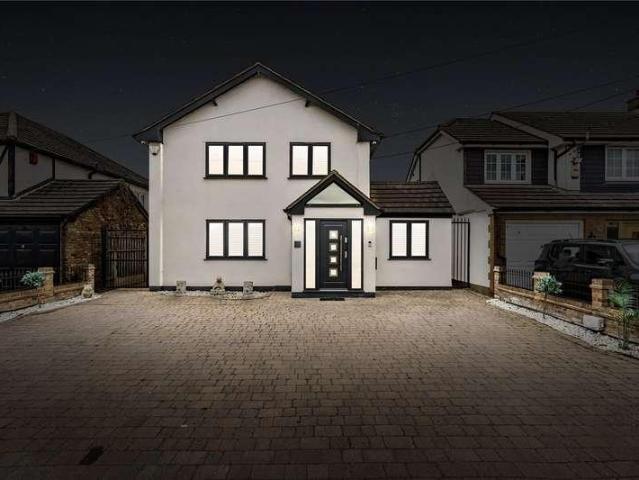 3 bed house for sale