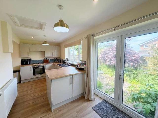 3 bed house for sale