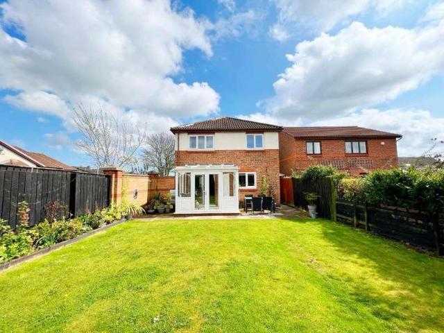 3 bed house for sale