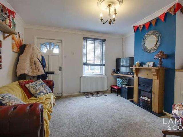 3 bed house for sale