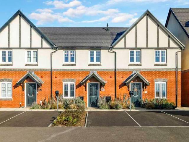 3 bed house for sale
