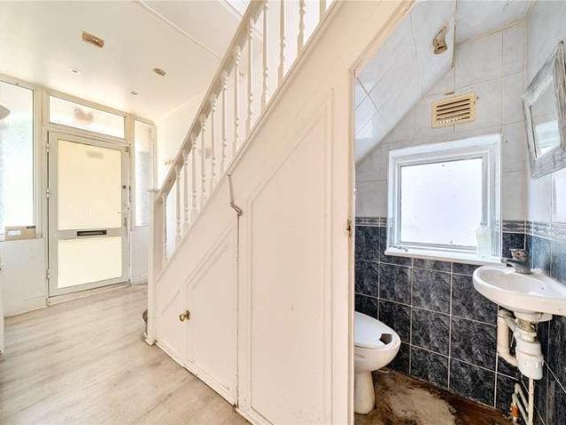 3 bed house for sale
