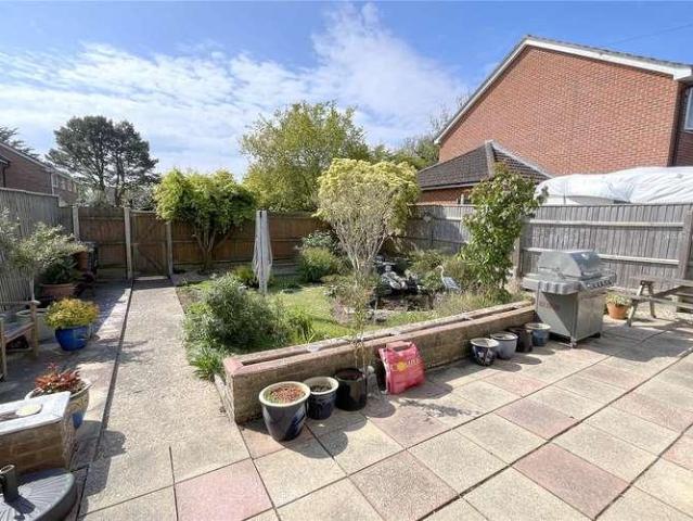 3 bed house for sale