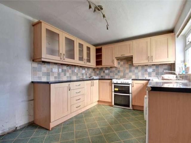 3 bed house for sale