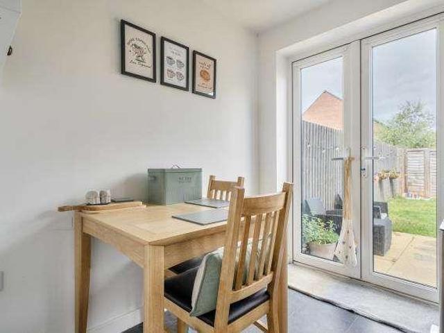 3 bed house for sale