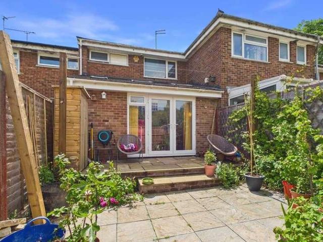 3 bed house for sale