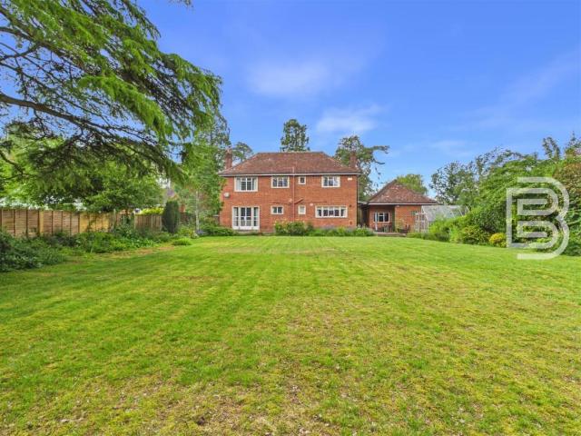 3 bed house for sale