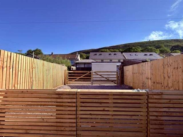 3 bed house for sale