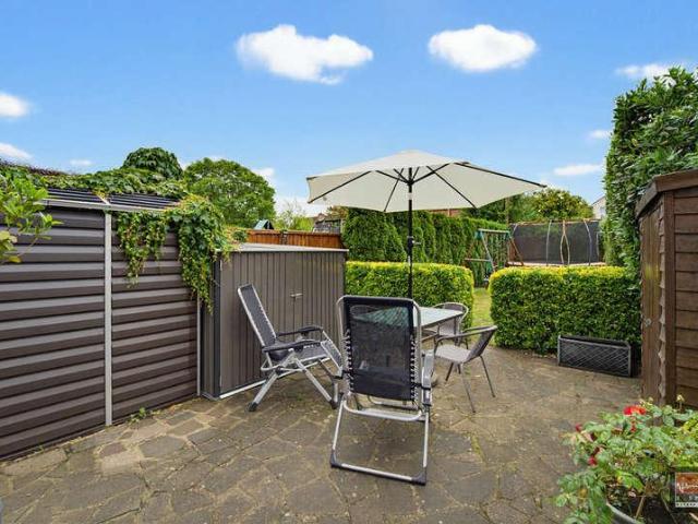 3 bed house for sale