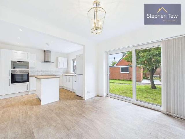 3 bed house for sale