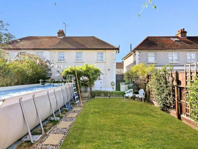 3 bed house for sale