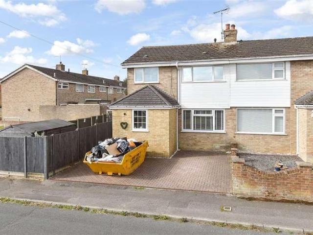 3 bed house for sale