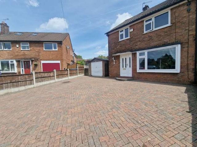 3 bed house for sale