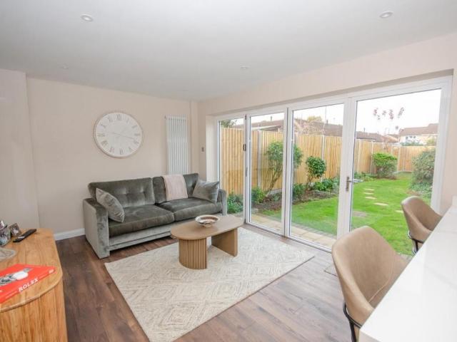 3 bed house for sale