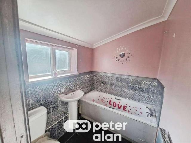 3 bed house for sale