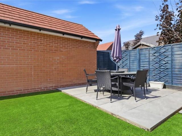 3 bed house for sale