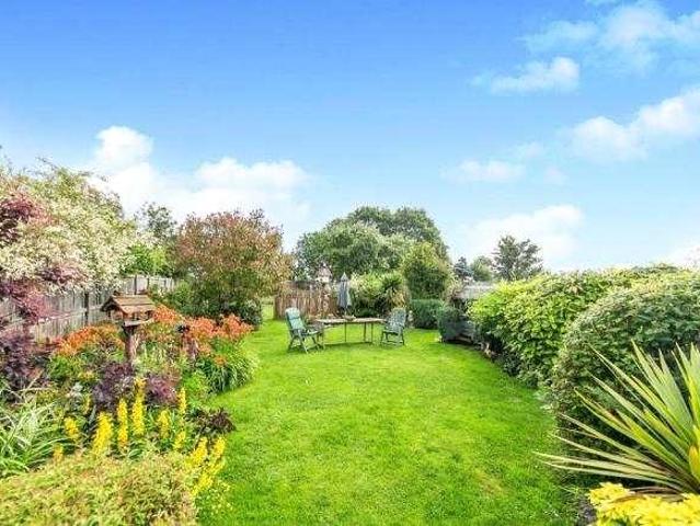 3 bed house for sale