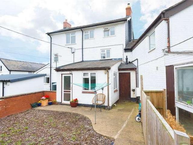3 bed house for sale