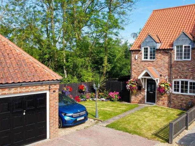 3 bed house for sale