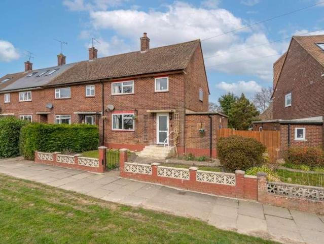 3 bed house for sale