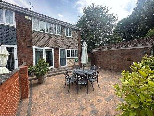 3 bed house for sale