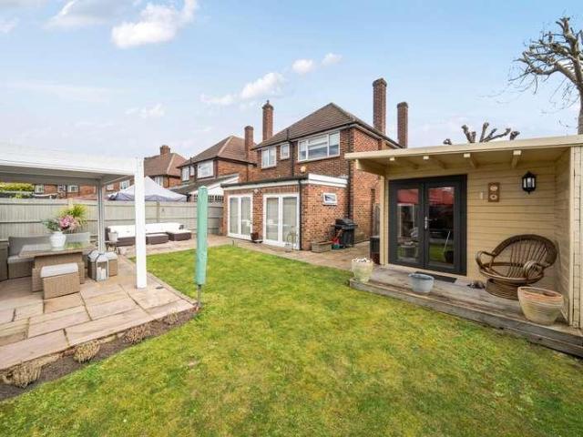 3 bed house for sale