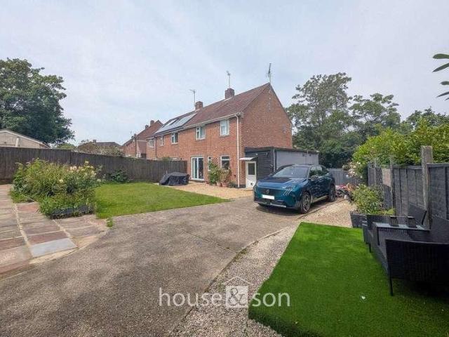 3 bed house for sale