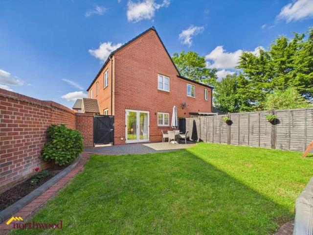 3 bed house for sale