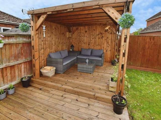 3 bed house for sale